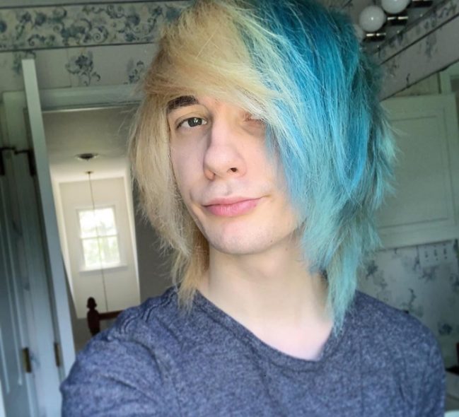 Emo Boy Haircuts for Trendy Boys