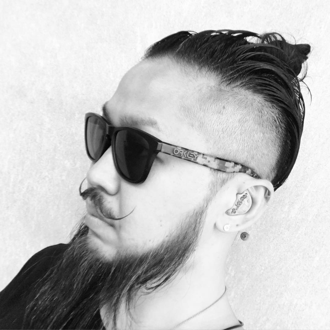 60 Best Handlebar Mustache Styles & How to Get Them