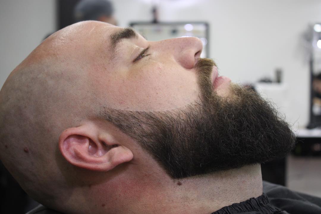 5 Easy Steps To Achieve The Perfect Beard Neckline [2023]