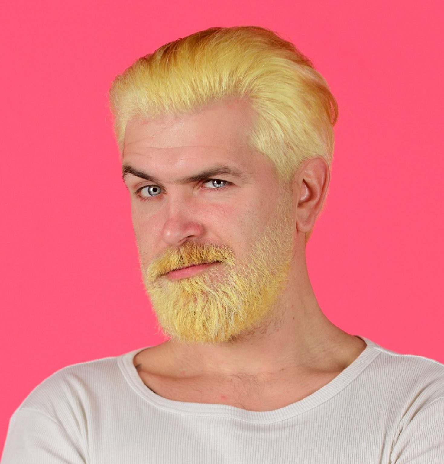 Bleached Hair for Men: Tips for Going Platinum Safely