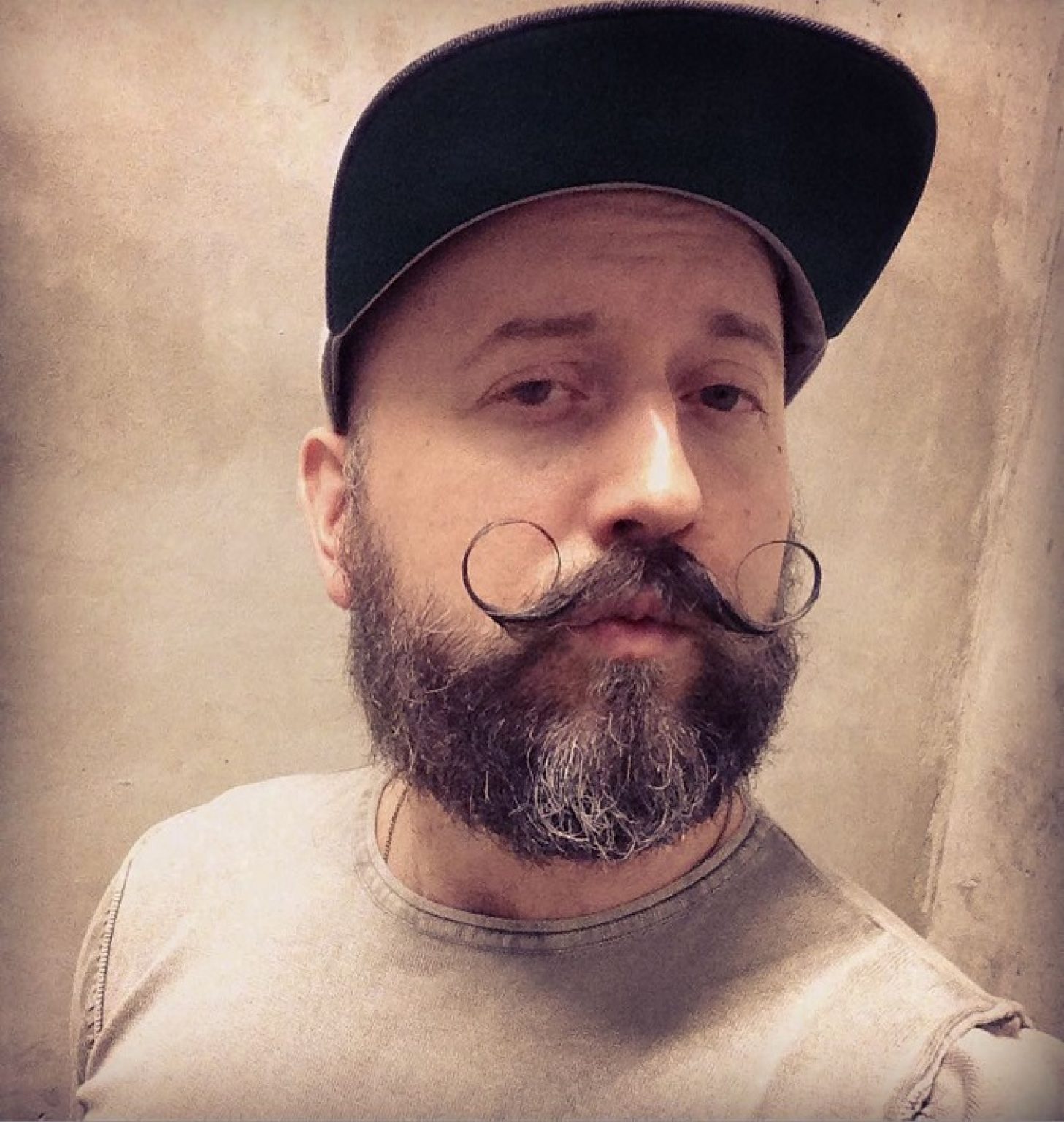 60 Best Handlebar Mustache Styles & How to Get Them